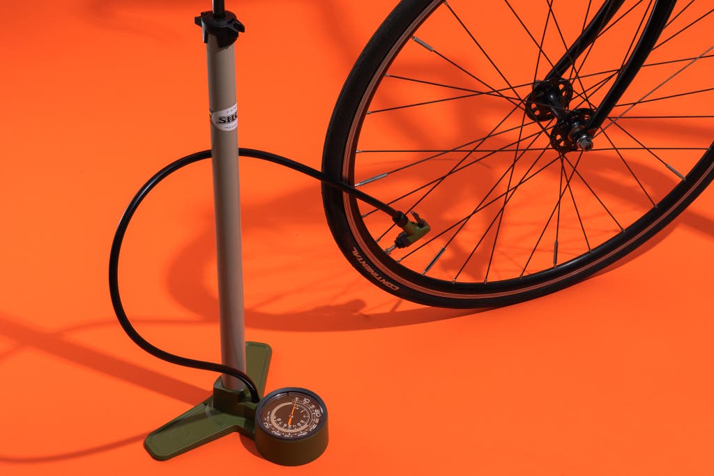 Best Bike Pumps of 2025: Expert Test of 50+ Models for Speed and Acc